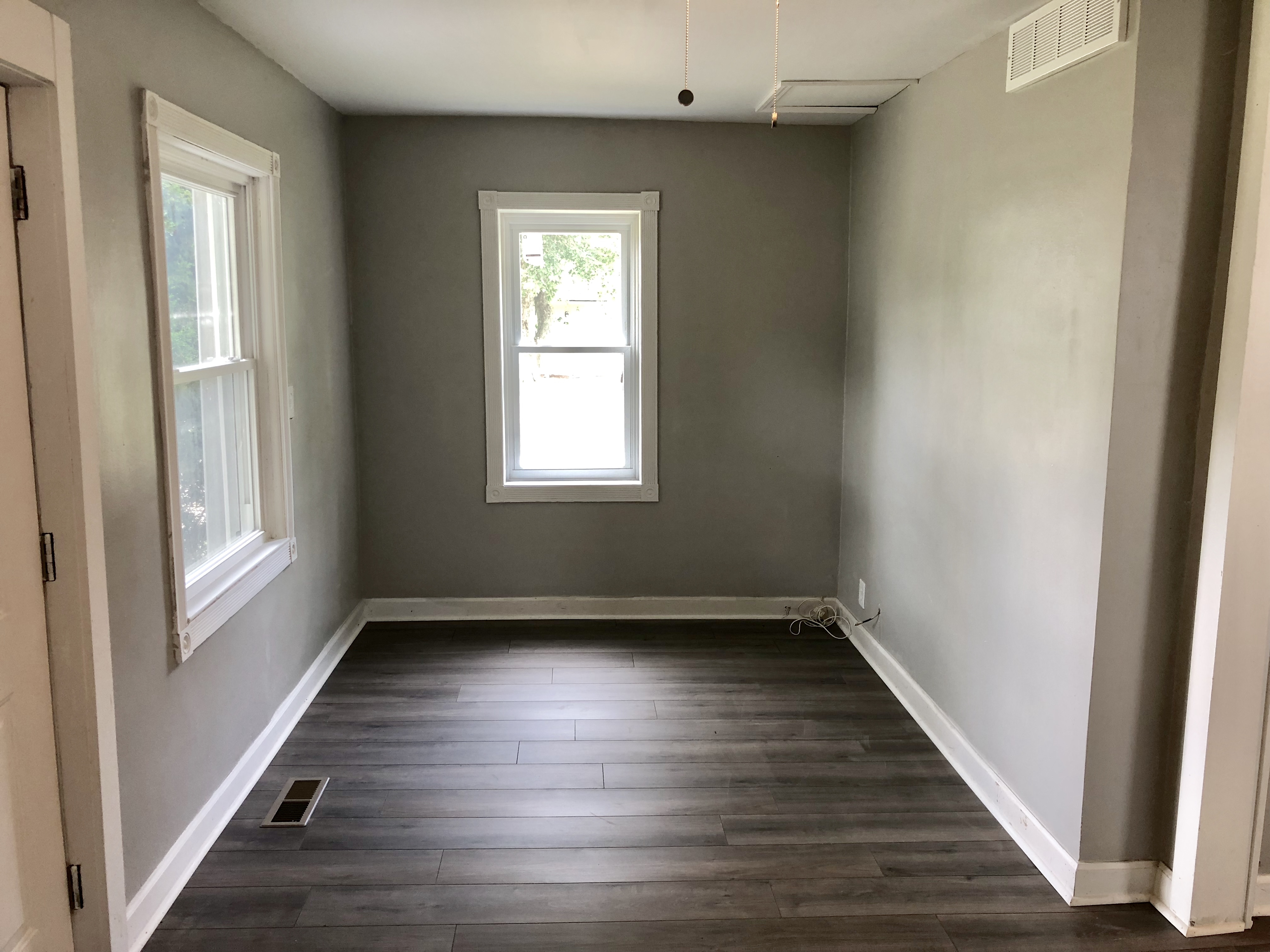 Russell Photos – 5 – THE SUSAN VOGEL TEAM, RE/MAX First
