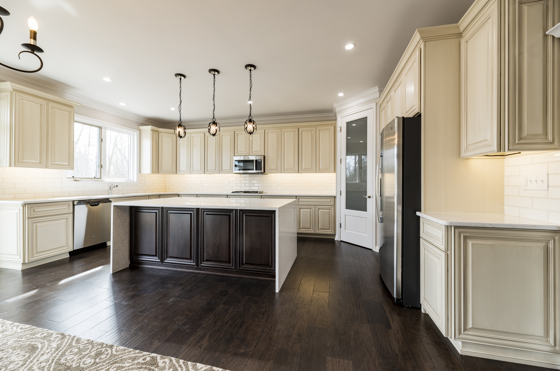 16 – THE SUSAN VOGEL TEAM, RE/MAX First
